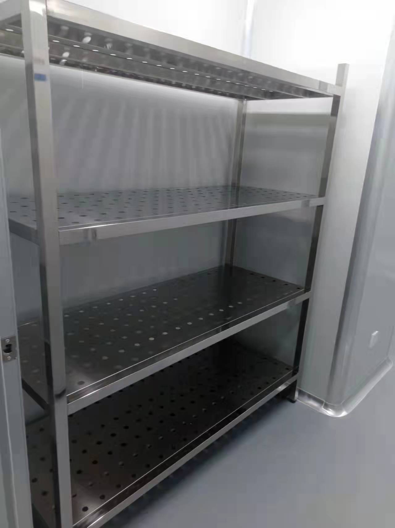 不锈钢货架 - 东莞美耀实验室设备有限公司